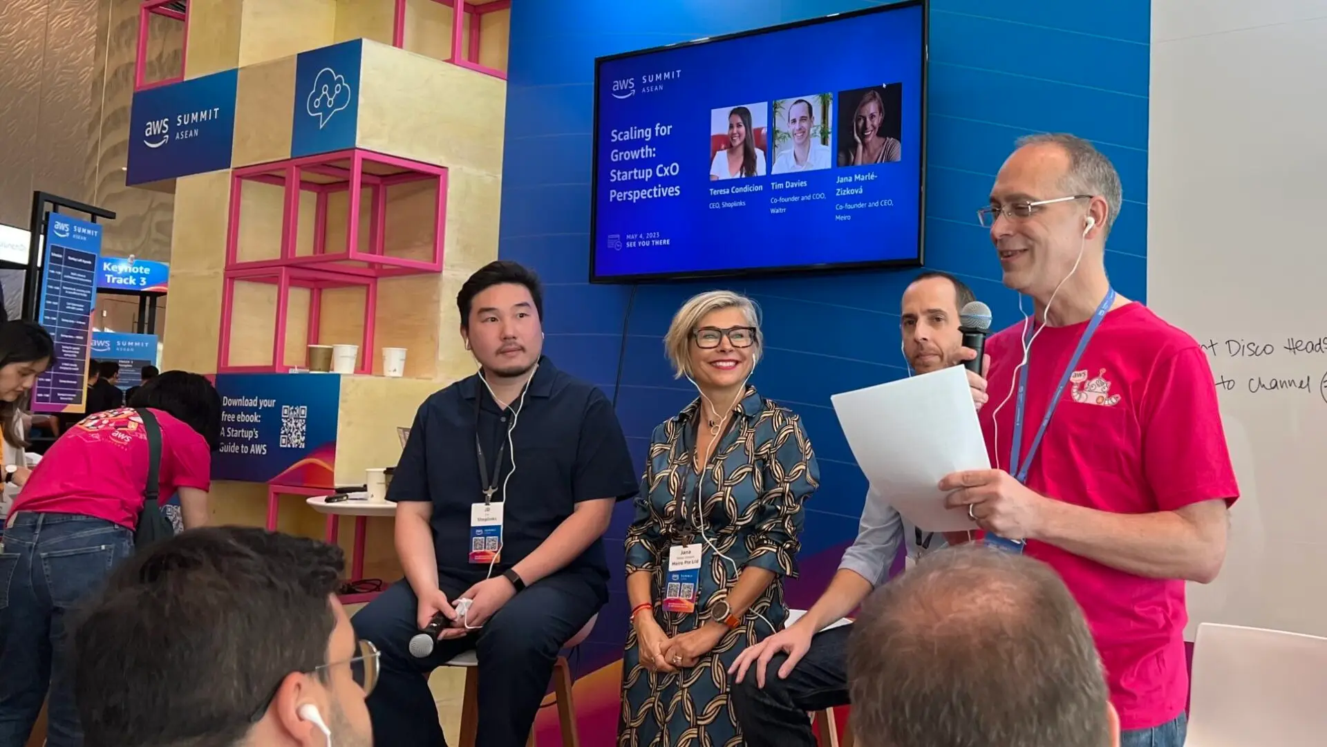 Silent Conference & Headphones Experts for All Singapore Events.